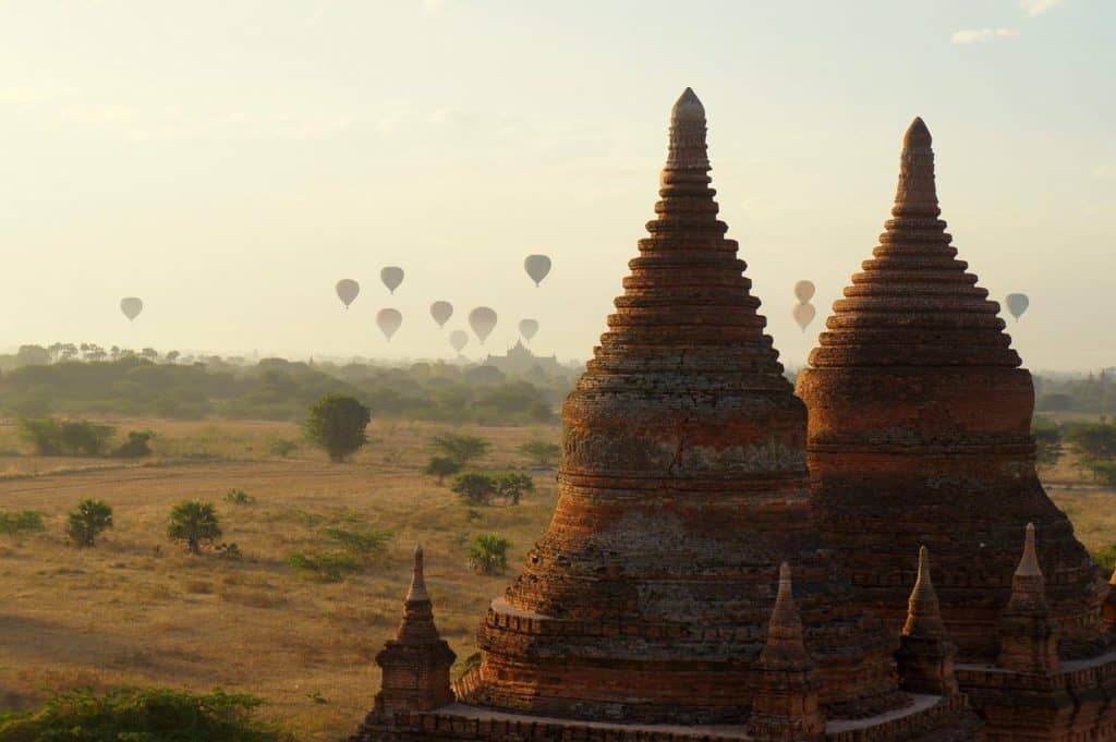 Why Visit Bagan, Myanmar | Etramping