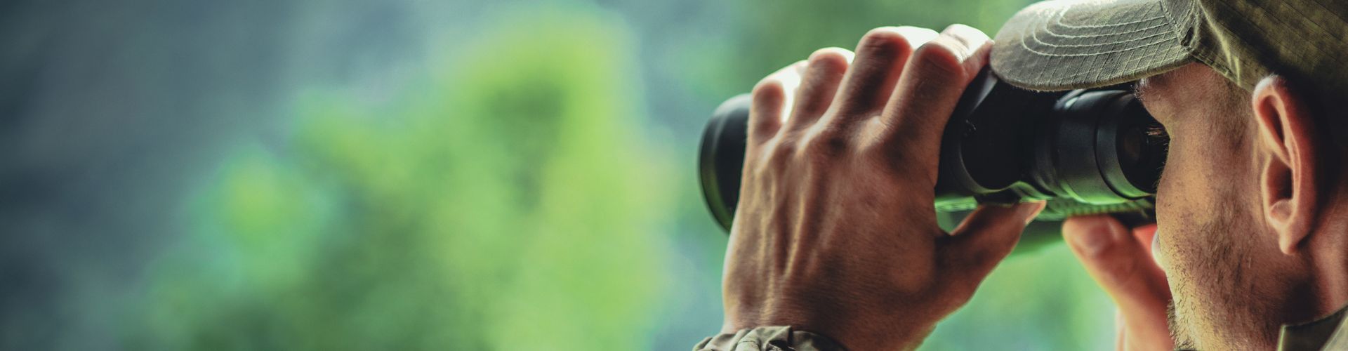 8 Best Binoculars For Long Distance [Updated October 2023] | Etramping